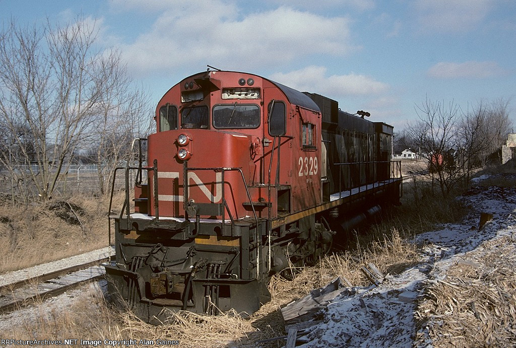 CN M636 2329